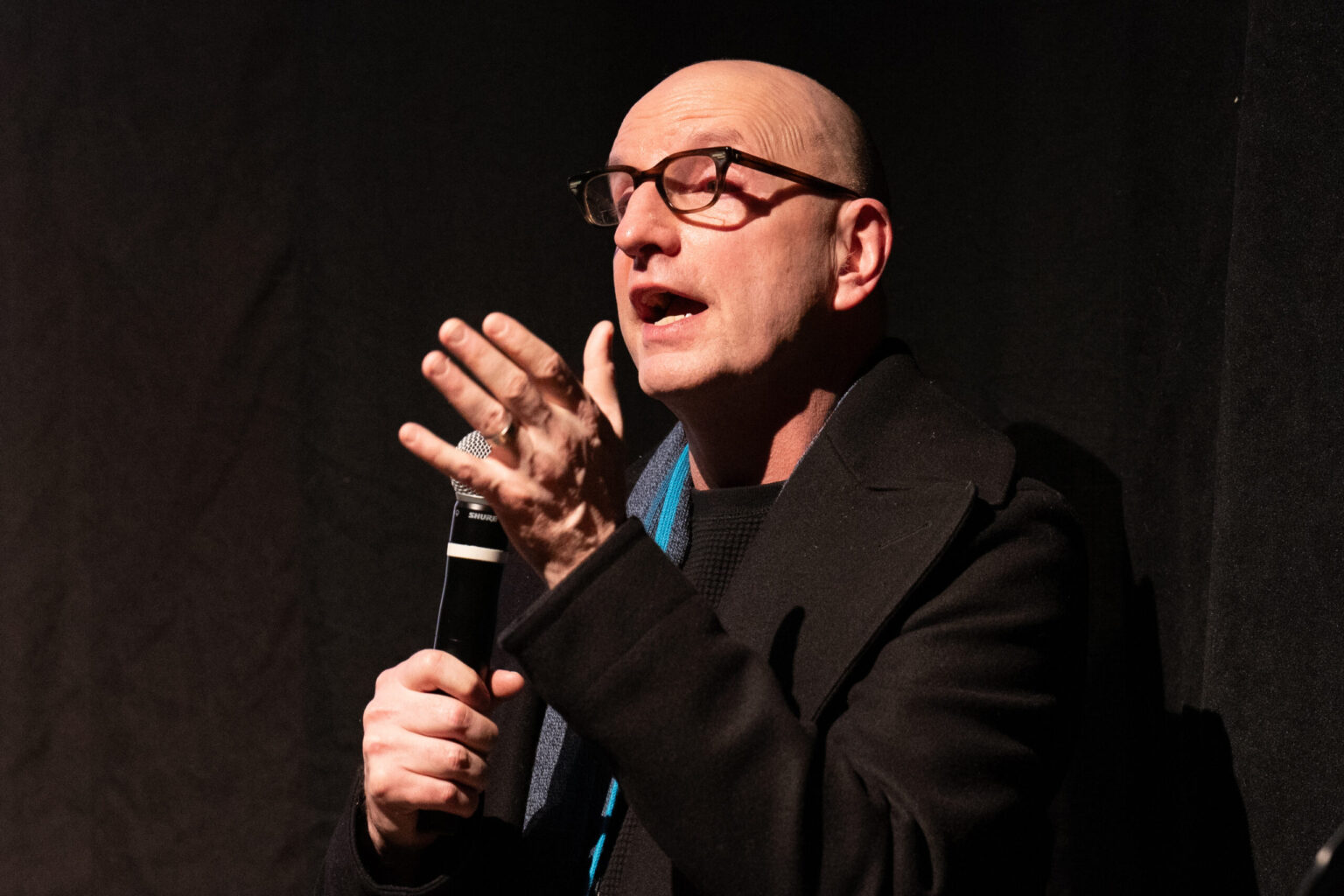 Steven Soderbergh’s “Presence” Reinvents the Ghost Story - sundance.org Steven Soderbergh’s “Presence” Reinvents the Ghost Story - sundance.org